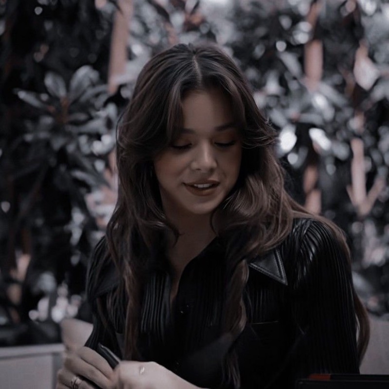 Chat with Lydia - Enjoy Free AI Character Roleplay | FlowGPT | Lydia RP