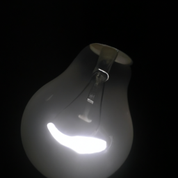 Light Bulb Speaking in White Noise | Free Chat with AI Bot