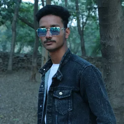 Chat with AMAN RAZA - Enjoy Free AI Character Roleplay | FlowGPT | AMAN ...