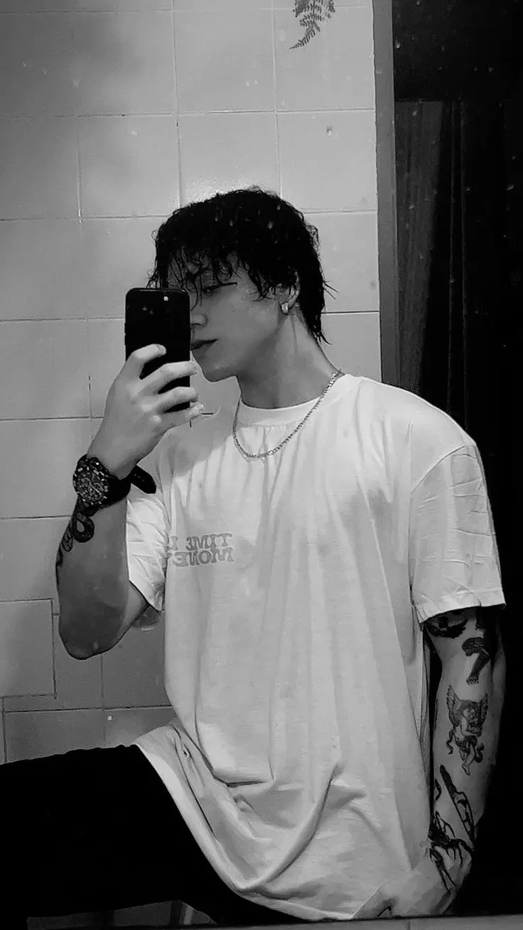 Chat with Adam - Enjoy Free AI Character Roleplay | FlowGPT | Adam RP