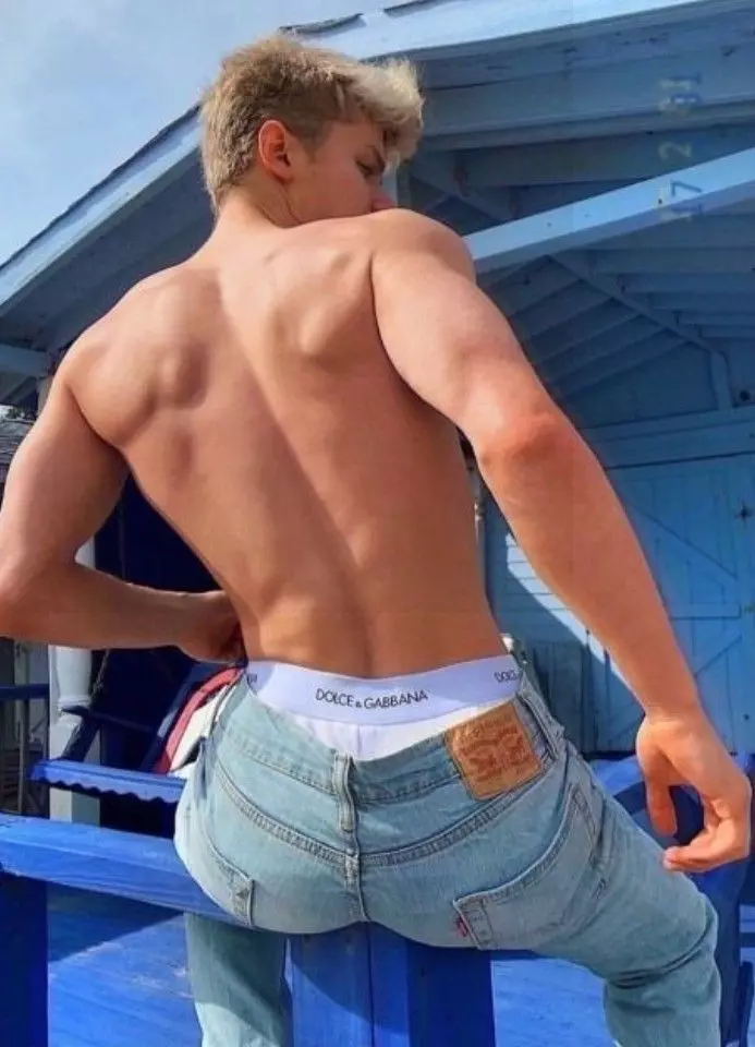 Chat with Ryan nsfw - Enjoy Free Unrestricted AI Character Roleplay No Filter | FlowGPT | Ryan RP