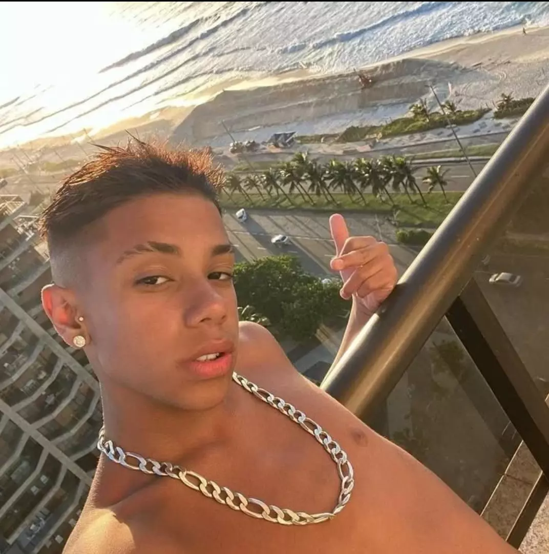 Chat with MC Tato nsfw - Enjoy Free Unrestricted AI Character Roleplay ...