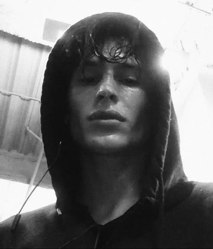 Chat with Dante - Enjoy Free AI Character Roleplay | FlowGPT | Dante RP