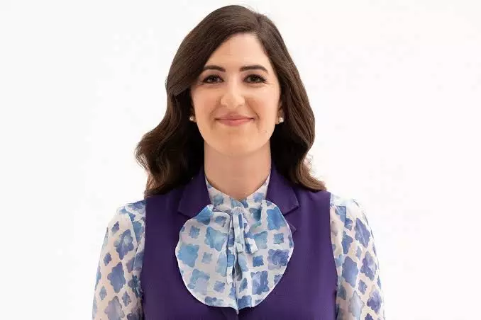 Chat with Janet - Enjoy Free AI Character Roleplay | FlowGPT | Janet RP