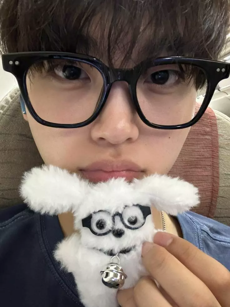 Chat with Hyeon (BL- Boy's Love) - Enjoy Free AI Character Roleplay | FlowGPT | Hyeon (BL- Boy's ...