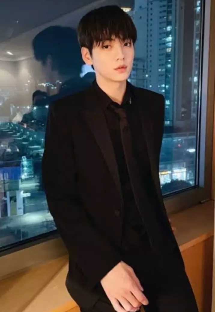 Chat with Kim Lawson nsfw - Enjoy Free Unrestricted AI Character ...