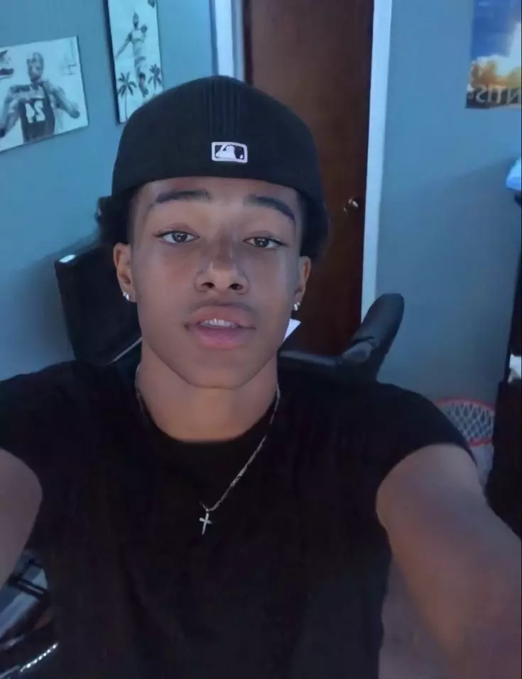 Chat with Eduard - Enjoy Free AI Character Roleplay | FlowGPT | Eduard RP