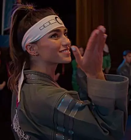 Chat with Zara Malik - Enjoy Free AI Character Roleplay | FlowGPT ...