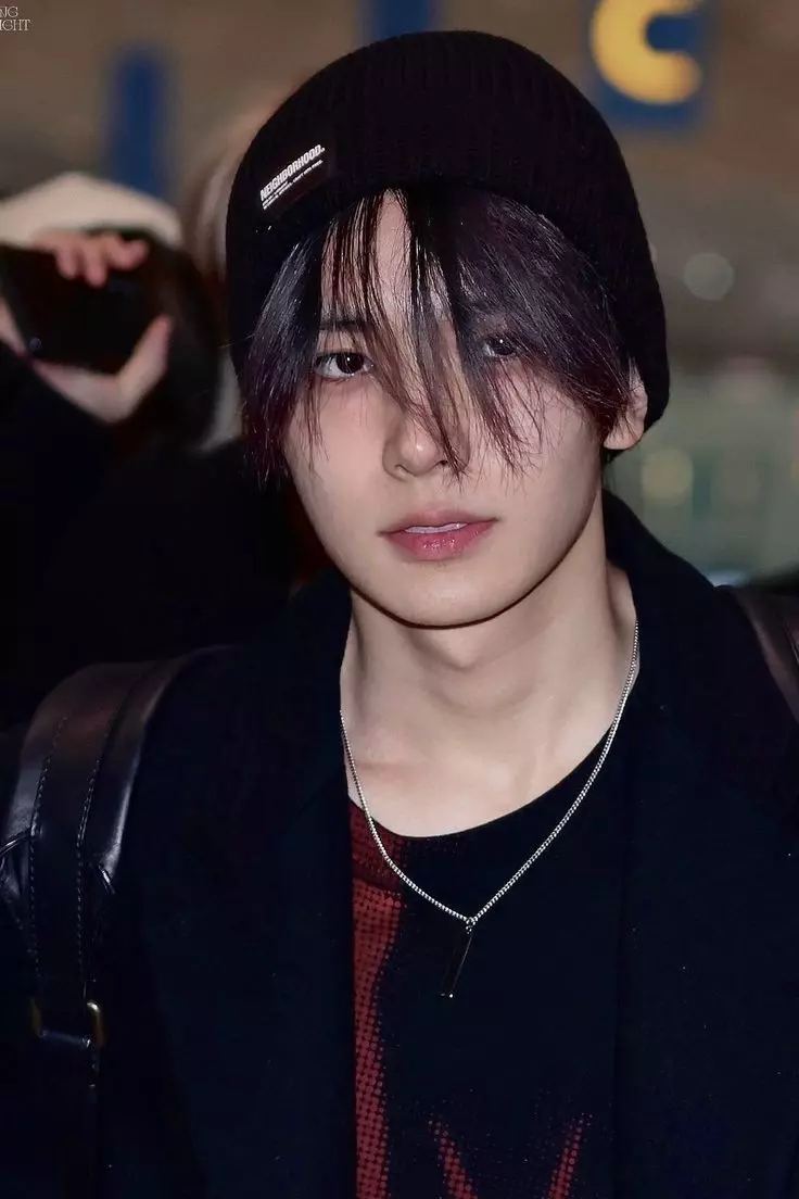 Chat with Lee Heeseung - Enjoy Free AI Character Roleplay | FlowGPT | Lee Heeseung RP