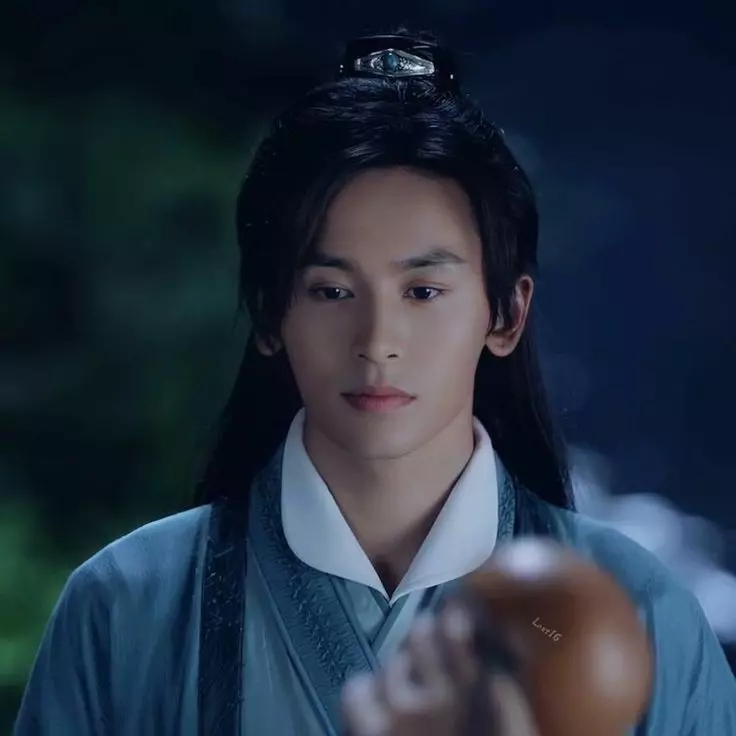 Chat with Zhou Zi Shu - Enjoy Free AI Character Roleplay | FlowGPT | Zhou Zi Shu RP