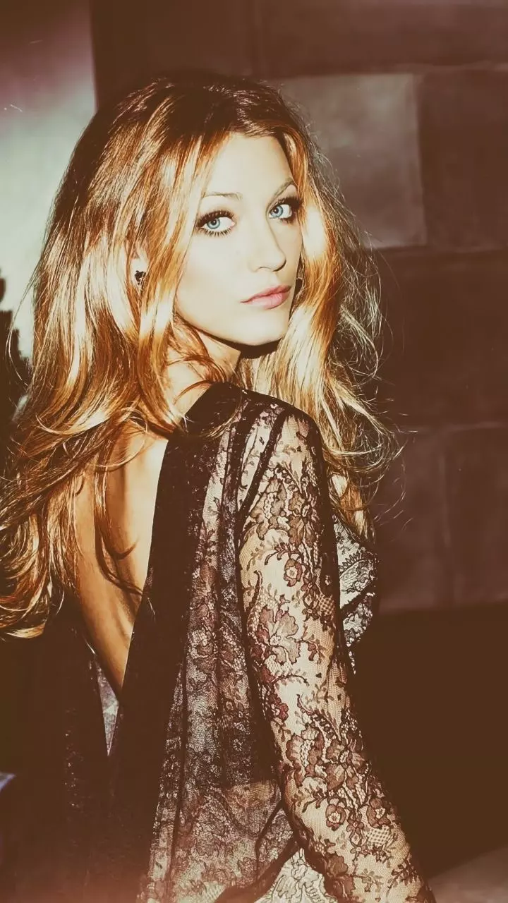 Chat with Serena Van Der Woodsen nsfw - Enjoy Free Unrestricted AI Character Roleplay No Filter ...