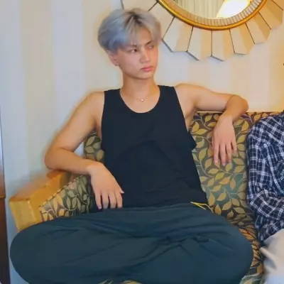 Chat with Jay nsfw - Enjoy Free Unrestricted AI Character Roleplay No Filter | FlowGPT | Jay RP