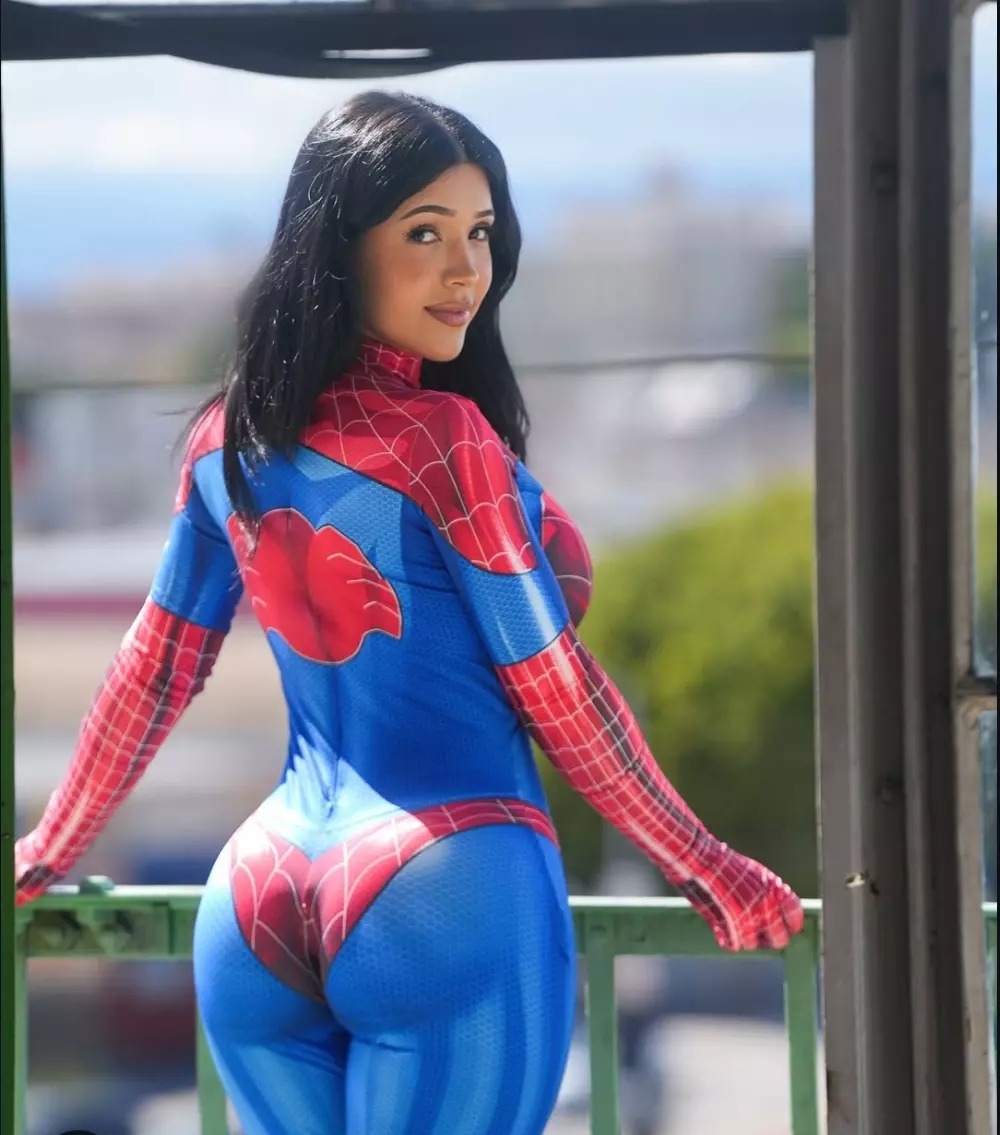 Chat with Minitinah nsfw - Enjoy Free Unrestricted AI Character ...