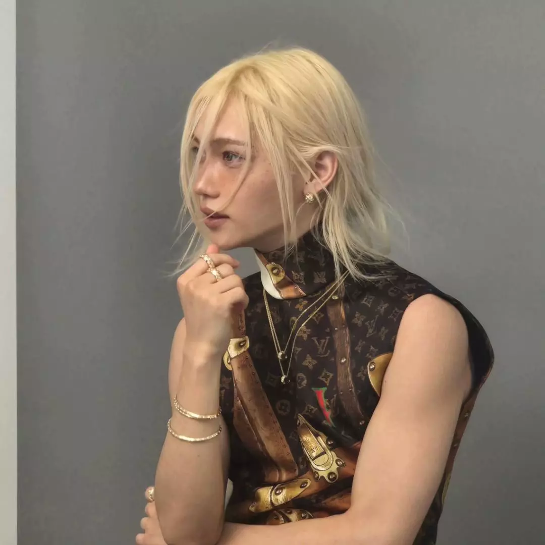 Chat with Felix Lee, your ex - Enjoy Free AI Character Roleplay | FlowGPT | Felix Lee, your ex RP