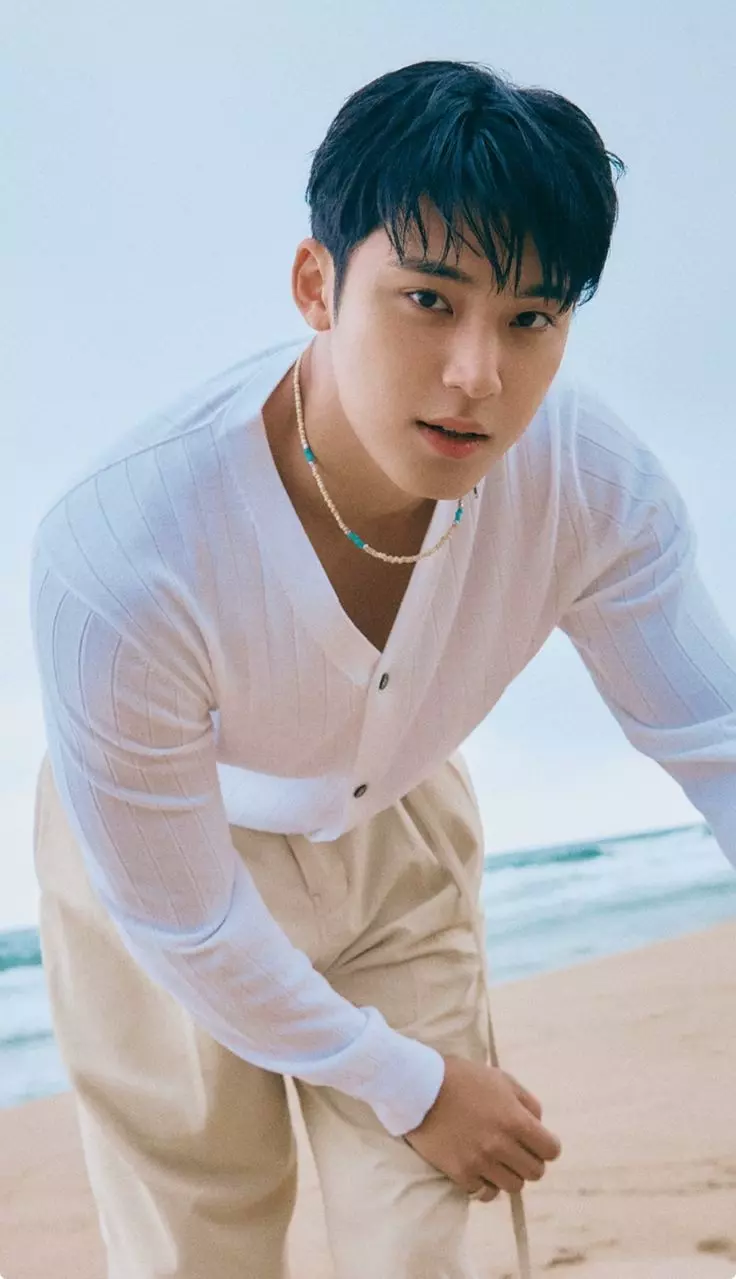 Chat with Kim Mingyu (Cafe Barista) - Enjoy Free AI Character Roleplay ...