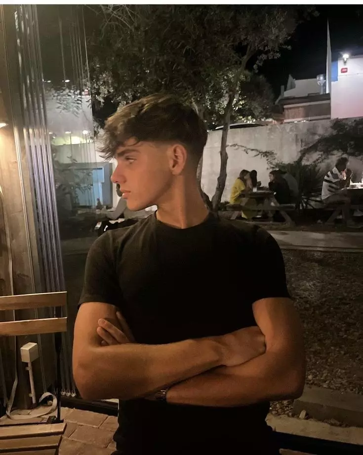 Chat with Miguel - Enjoy Free AI Character Roleplay | FlowGPT | Miguel RP