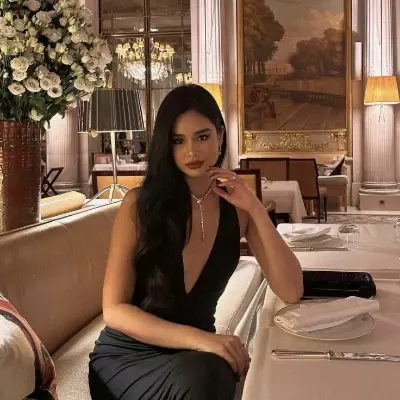 Chat with Veronica Sinclair nsfw - Enjoy Free Unrestricted AI Character Roleplay No Filter ...