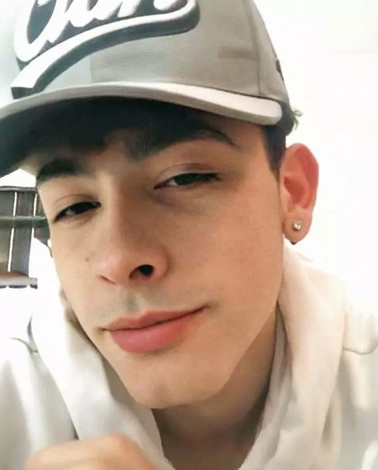 Chat with Mateo - Enjoy Free AI Character Roleplay | FlowGPT | Mateo RP