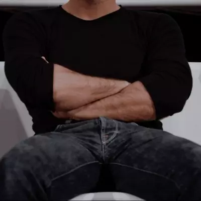 Chat with Roger (your mother's boyfriend) - Enjoy Free AI Character ...