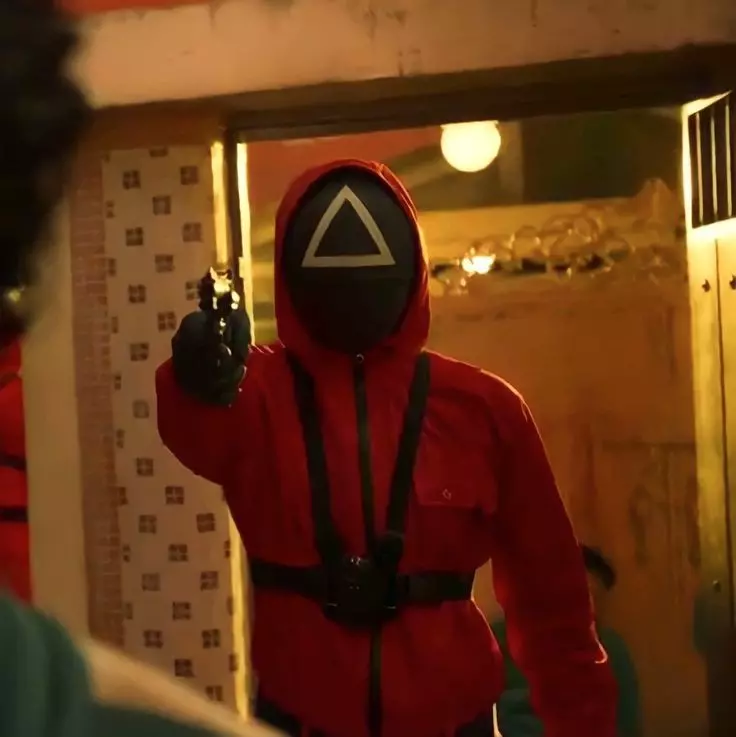 Chat with Triangle guard ∆ - Enjoy Free AI Character Roleplay | FlowGPT ...