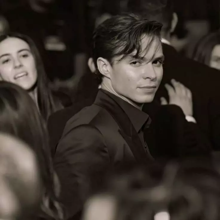 Chat with Nicholas Chavez - Enjoy Free AI Character Roleplay | FlowGPT | Nicholas Chavez RP