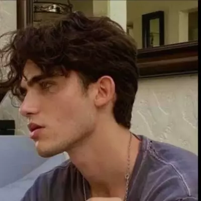 Chat with Damon torrence - Enjoy Free AI Character Roleplay | FlowGPT ...