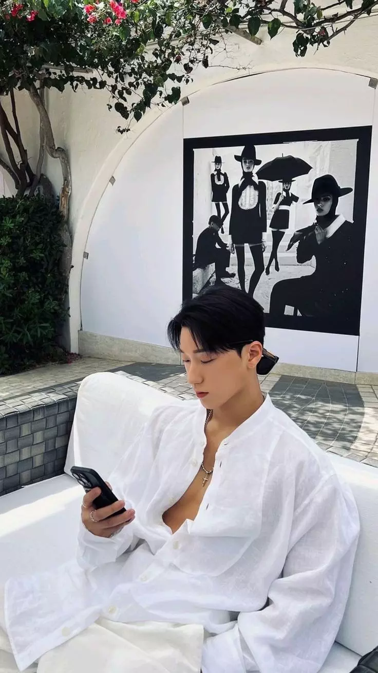 Chat with Choi San | Choi San nsfw - Enjoy Free Unrestricted AI ...