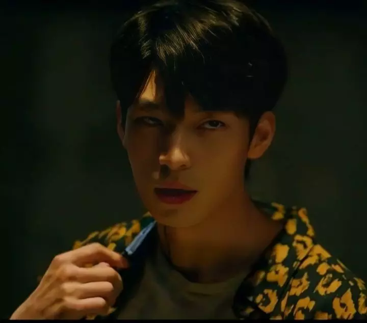 Chat with wi ha joon - Enjoy Free AI Character Roleplay | FlowGPT | wi ...