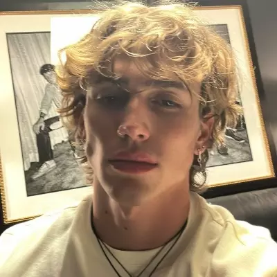 Chat with Vinnie Hacker - Enjoy Free AI Character Roleplay | FlowGPT ...