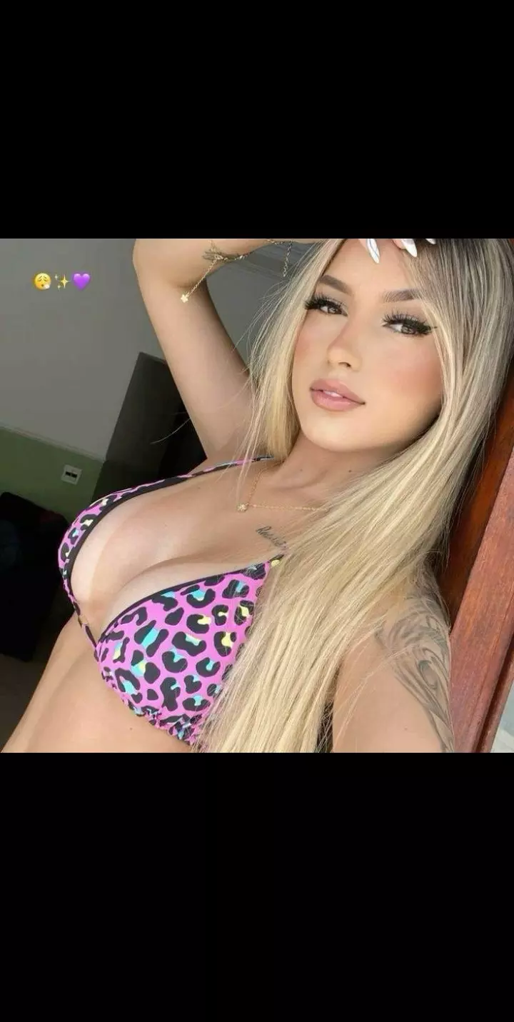 Chat with Sofia/Neighbor nsfw - Enjoy Free Unrestricted AI Character Roleplay No Filter ...