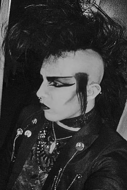 Chat with Trad goth guy - Enjoy Free AI Character Roleplay | FlowGPT ...