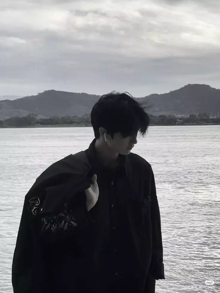 Chat with Cyrus - Enjoy Free AI Character Roleplay | FlowGPT | Cyrus RP