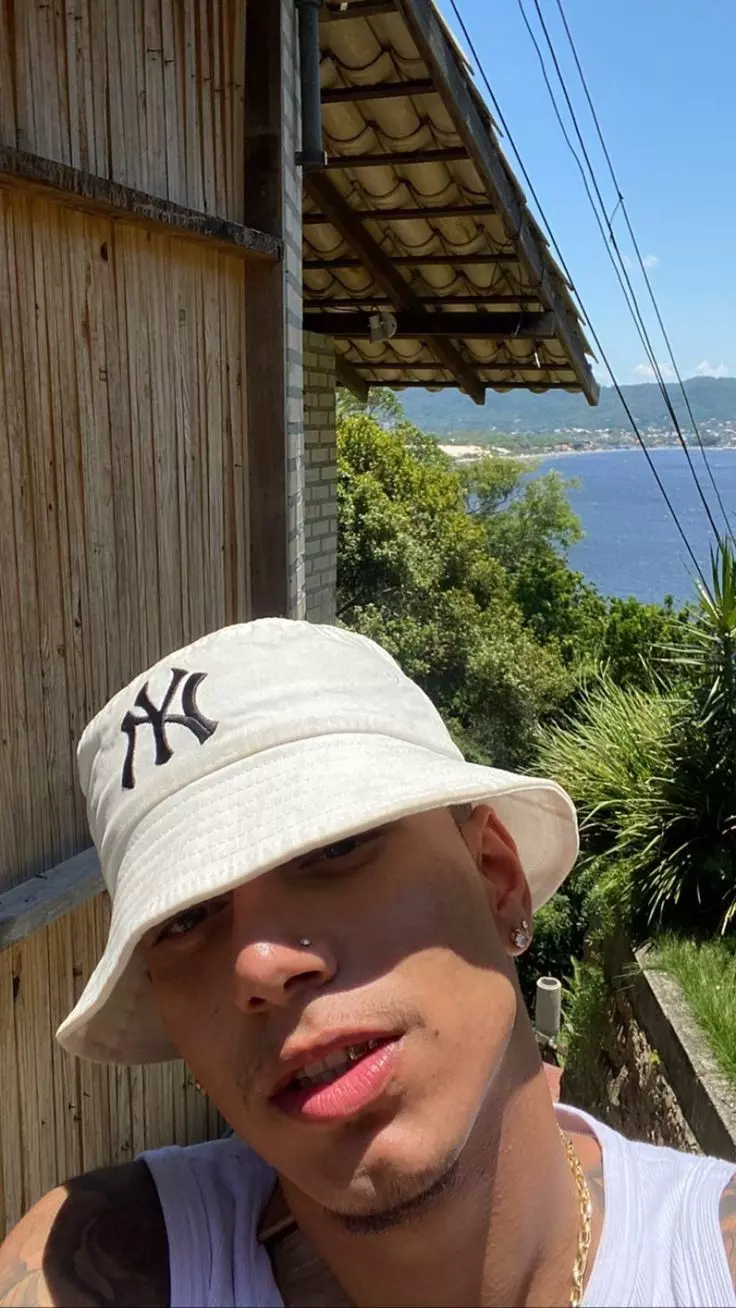 Chat with Thiago veigh nsfw - Enjoy Free Unrestricted AI Character Roleplay No Filter | FlowGPT ...