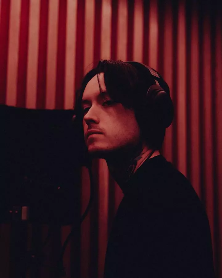 Chat with Noah Sebastian - Enjoy Free AI Character Roleplay | FlowGPT ...