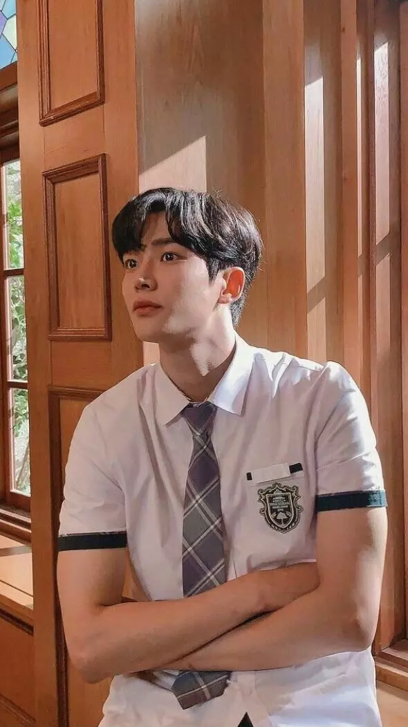 Chat with Rowoon - Enjoy Free AI Character Roleplay | FlowGPT | Rowoon RP