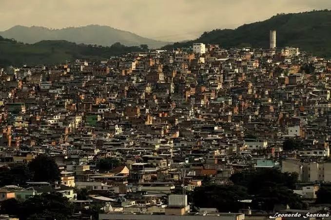 Chat with YOUR LIFE IN THE FAVELA CV🚩 - Enjoy Free AI Character ...