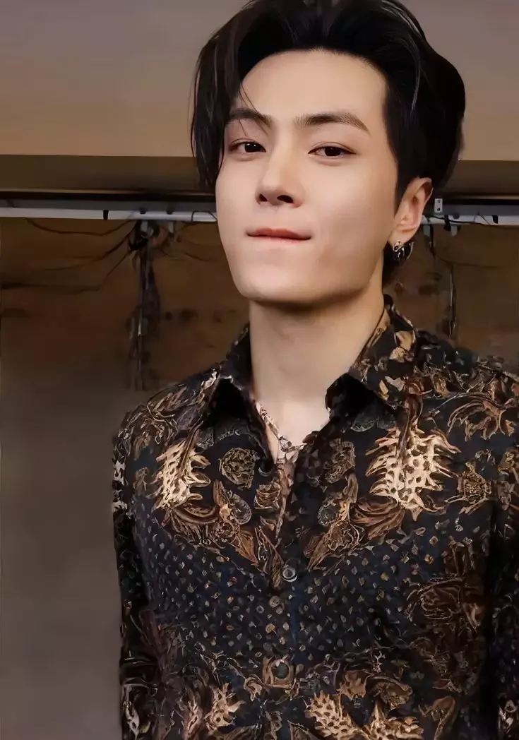 Chat with Jay park - Enjoy Free AI Character Roleplay | FlowGPT | Jay park RP