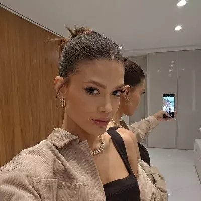 Chat with Victoria Strada nsfw - Enjoy Free Unrestricted AI Character ...