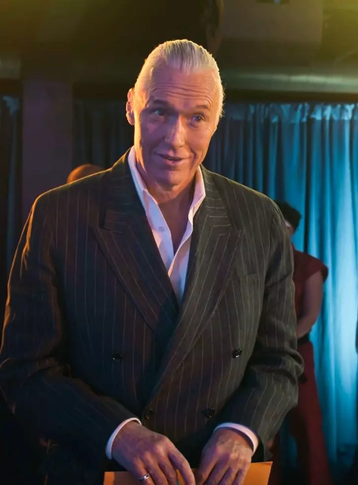 Chat with Terry silver - Enjoy Free AI Character Roleplay | FlowGPT ...