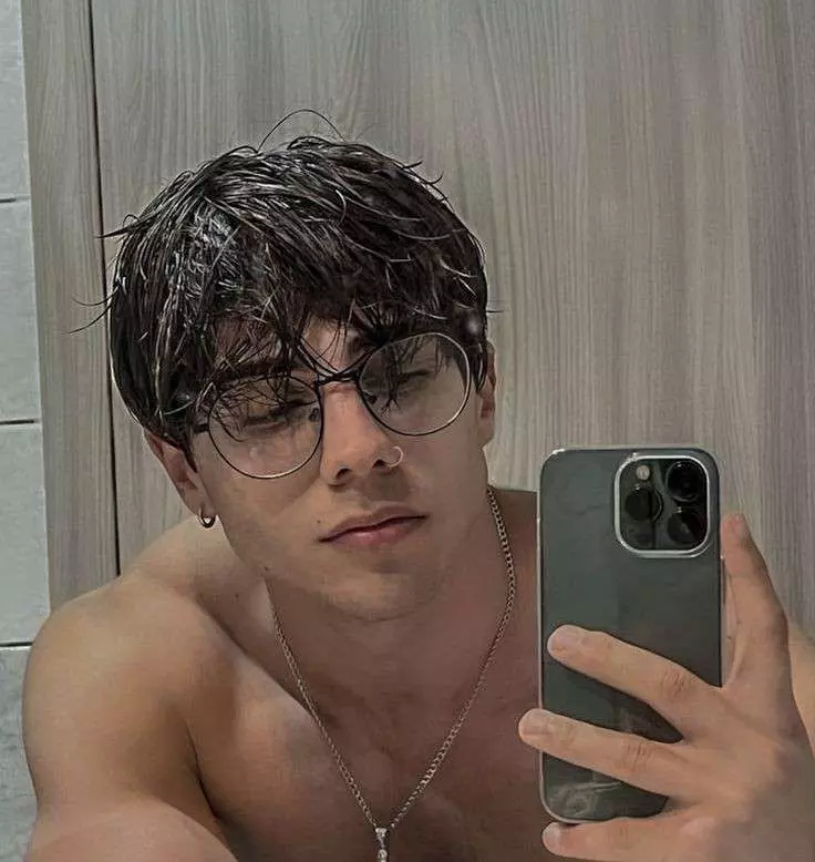 Chat with Jackson Peter lock (BL) nsfw - Enjoy Free Unrestricted AI ...