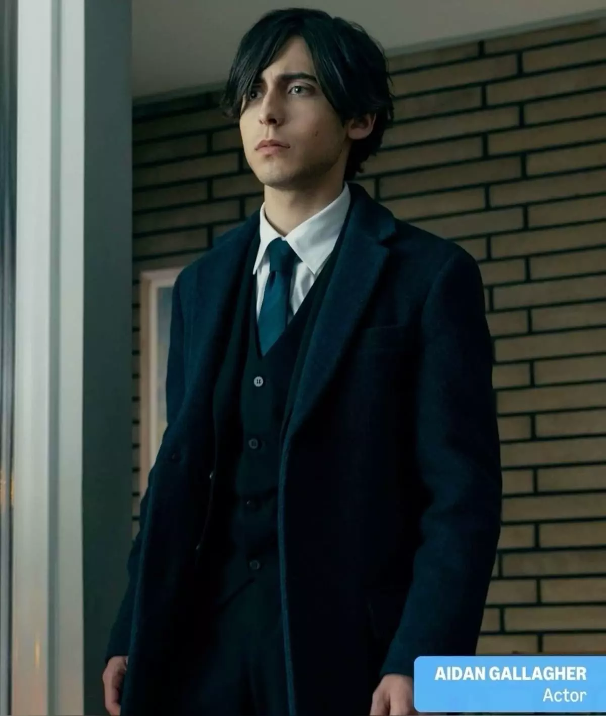 Chat with Five hargreeves nsfw - Enjoy Free Unrestricted AI Character Roleplay No Filter ...