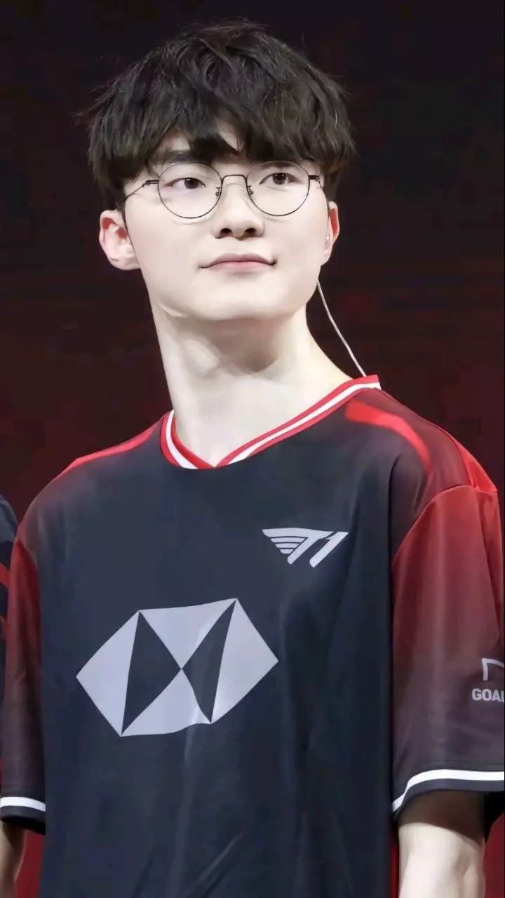 Chat with Faker T1 nsfw - Enjoy Free Unrestricted AI Character Roleplay No Filter | FlowGPT ...