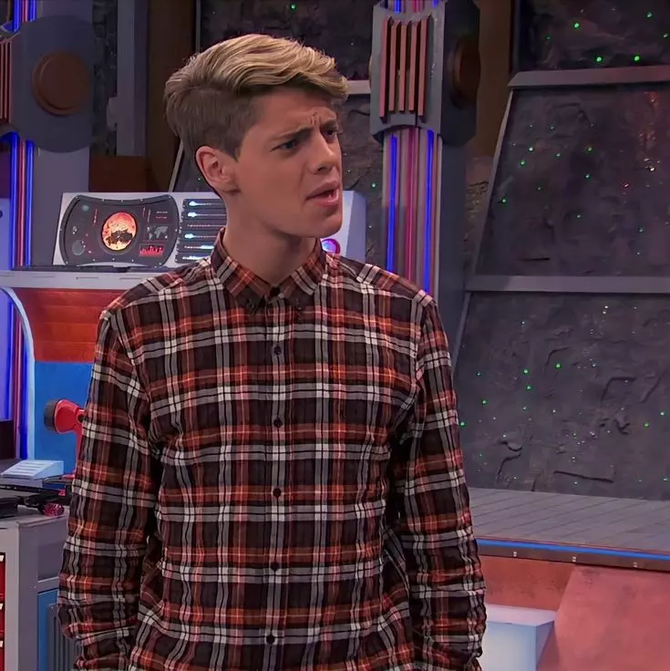 Chat with Henry Hart - Enjoy Free AI Character Roleplay | FlowGPT ...