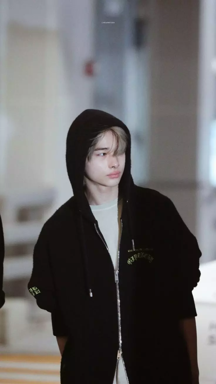 Chat with Riki - Enjoy Free AI Character Roleplay | FlowGPT | Riki RP