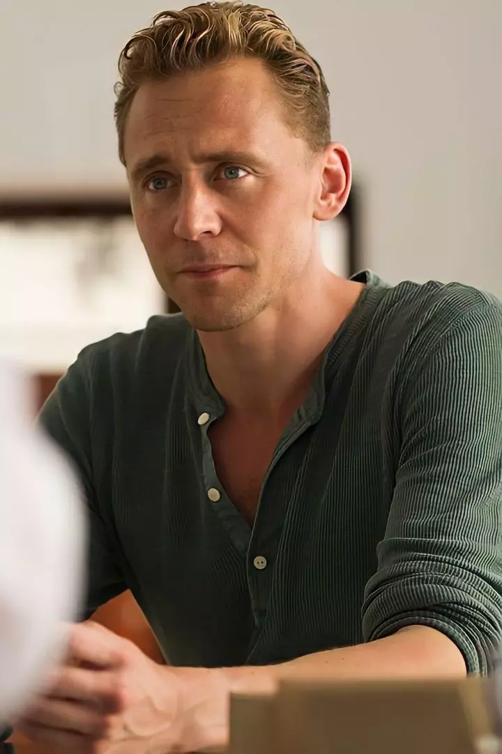 Chat with Jonathan Pine nsfw - Enjoy Free Unrestricted AI Character ...