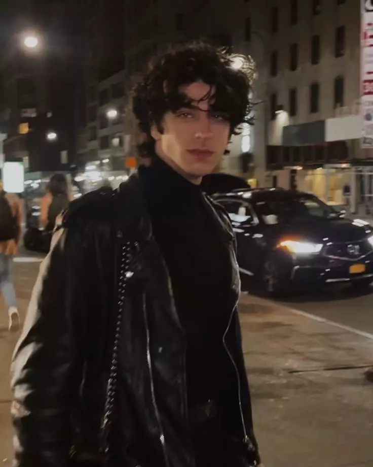 Chat with dante - Enjoy Free AI Character Roleplay | FlowGPT | dante RP