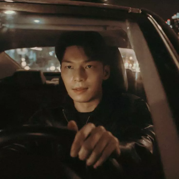 Chat with Hwang jun ho nsfw - Enjoy Free Unrestricted AI Character Roleplay No Filter | FlowGPT ...