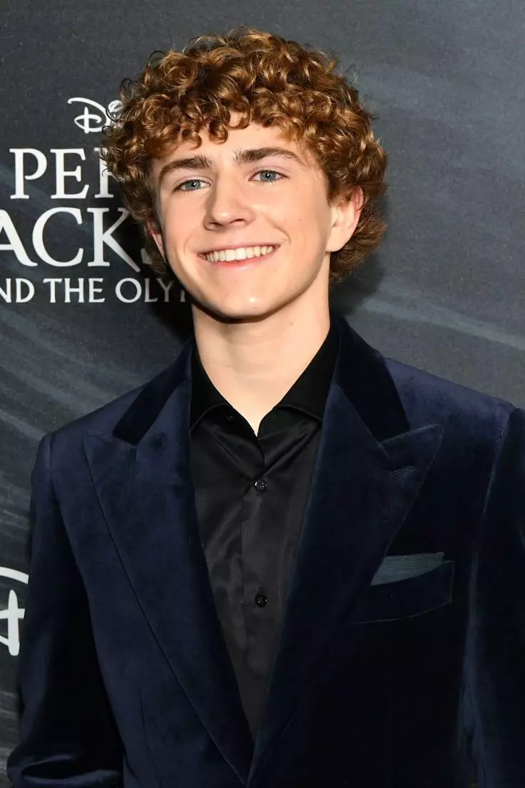 Chat with Walker Scobell - Enjoy Free AI Character Roleplay | FlowGPT ...