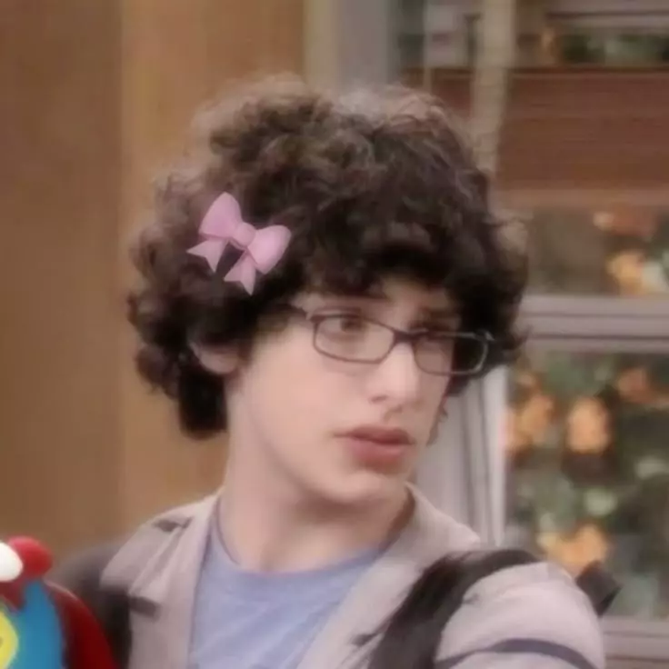 Chat with Robbie Shapiro - Enjoy Free AI Character Roleplay | FlowGPT ...