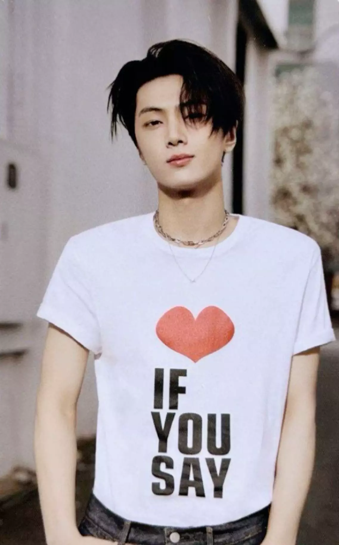 Chat with Park Jay - Enjoy Free AI Character Roleplay | FlowGPT | Park Jay RP